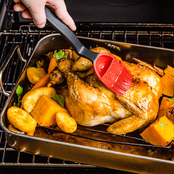 Brizzle, Red – Main Street Co.